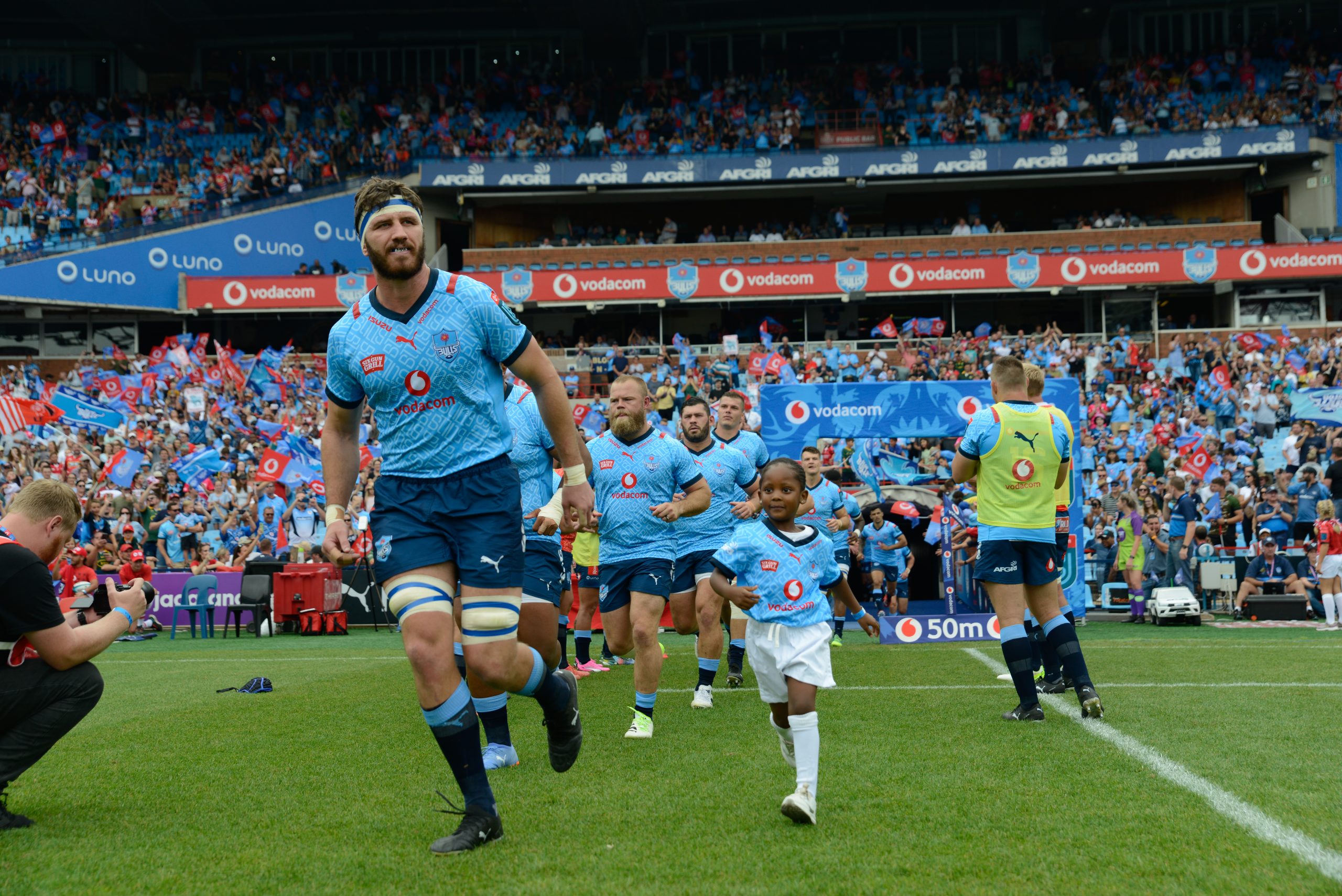 Ruan notches up 50 caps, Moodie at centre for Dragons date - Vodacom Bulls